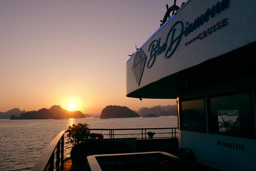 Blue Diamond Cruise Halong Bay: Price, Reviews & 2-Day, 3 Day Itinerary ...